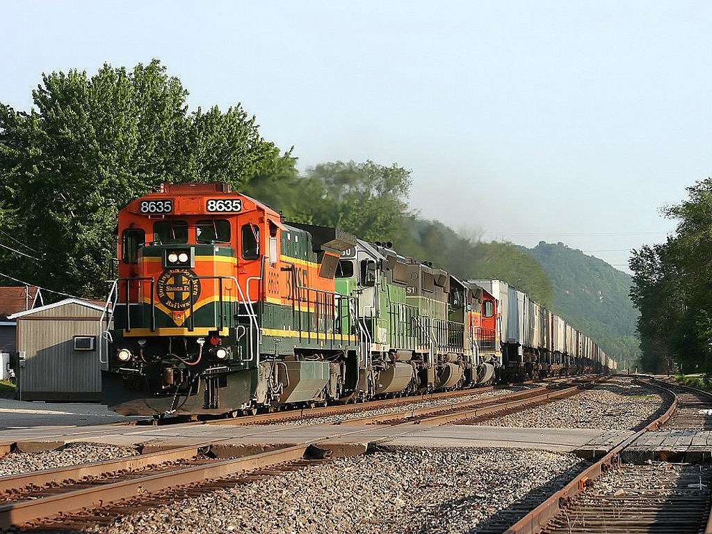 BNSF 8635